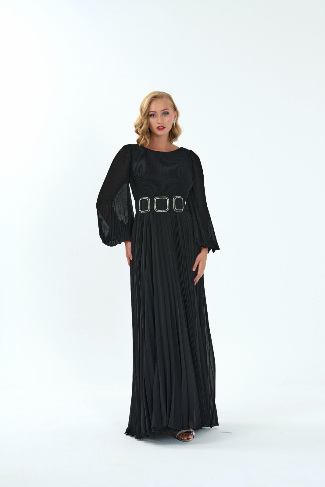 5370- Black